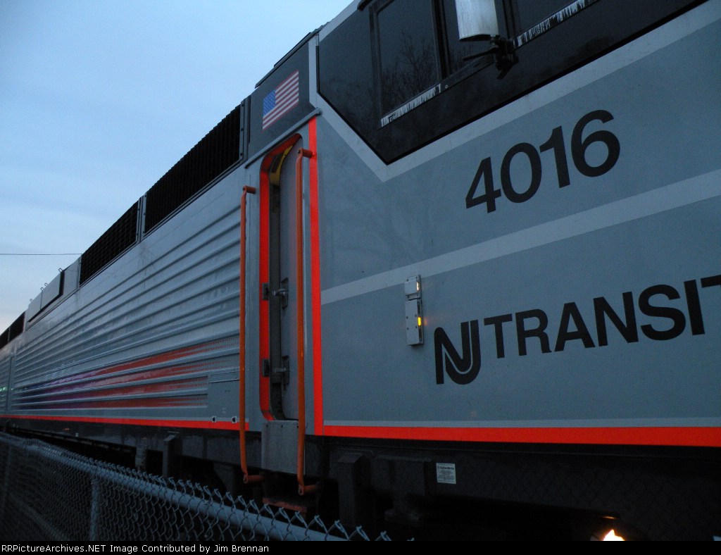 NJT PL42AC #4016